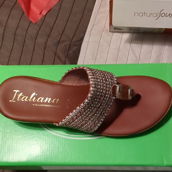 Italina | Shoes | Italina Brown Sandals With Classic Design | Poshmark